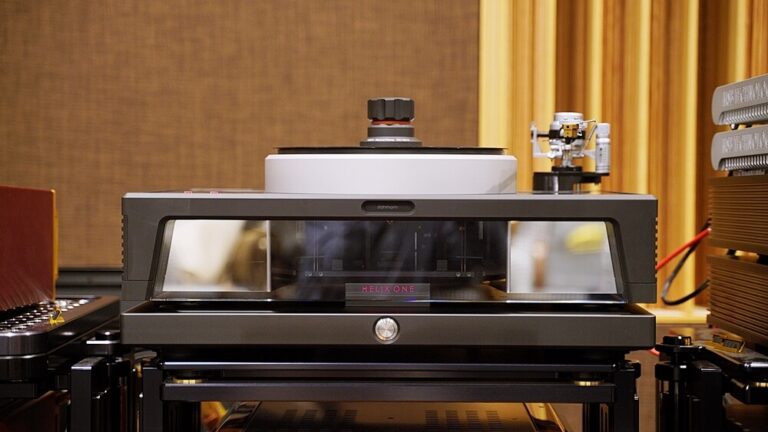 인티앰프와 스트리밍 앰프의 갈림길에서 - 오디오플래닛